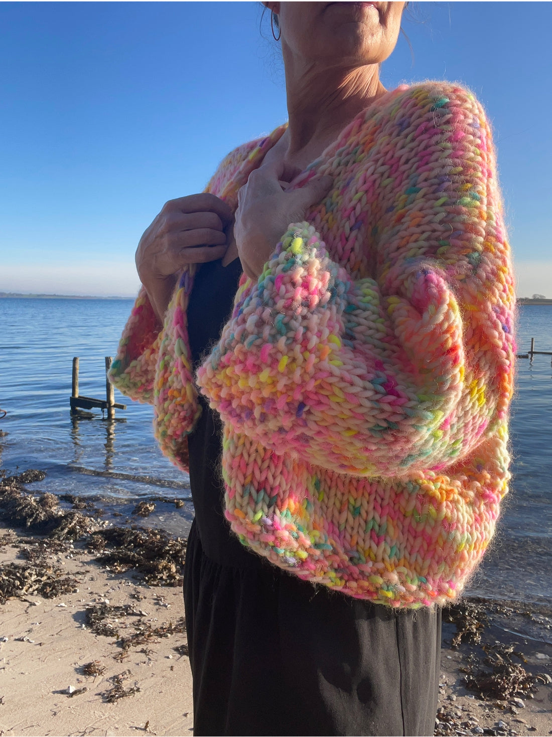 Big Chunky Cardi – KnitsByBendix
